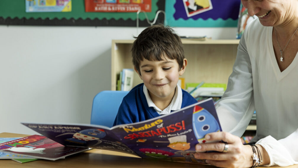 Toolkit for Teachers as Reading Role Models | BookTrust